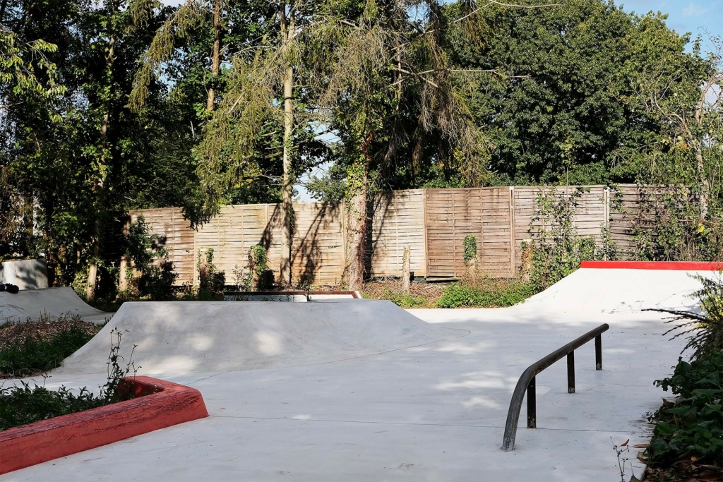 Secret Backyard Skatepark | YAMATO LIVING RAMPS