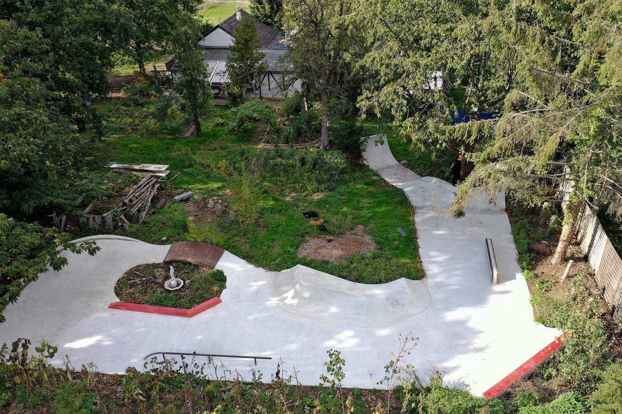 Secret Backyard Skatepark | YAMATO LIVING RAMPS
