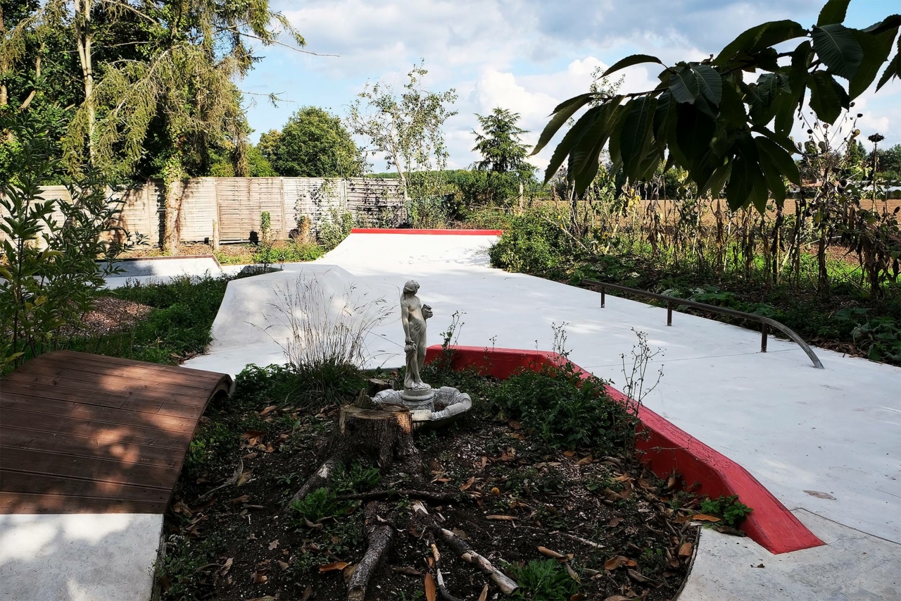 Secret Backyard Skatepark | YAMATO LIVING RAMPS