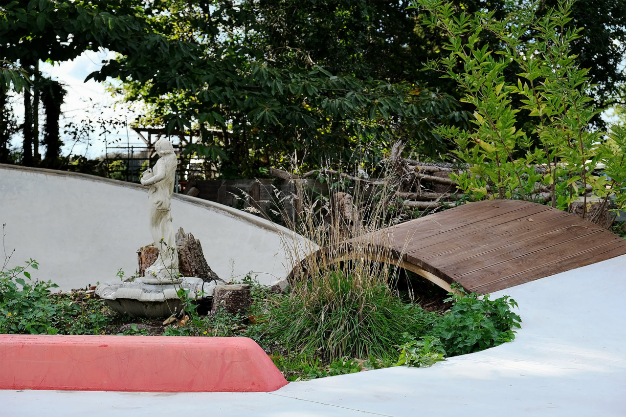 Secret Backyard Skatepark | YAMATO LIVING RAMPS