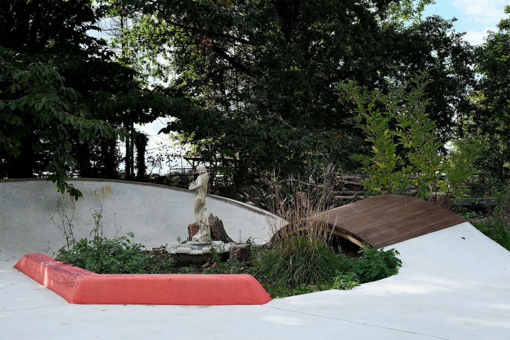 Secret Backyard Skatepark | YAMATO LIVING RAMPS